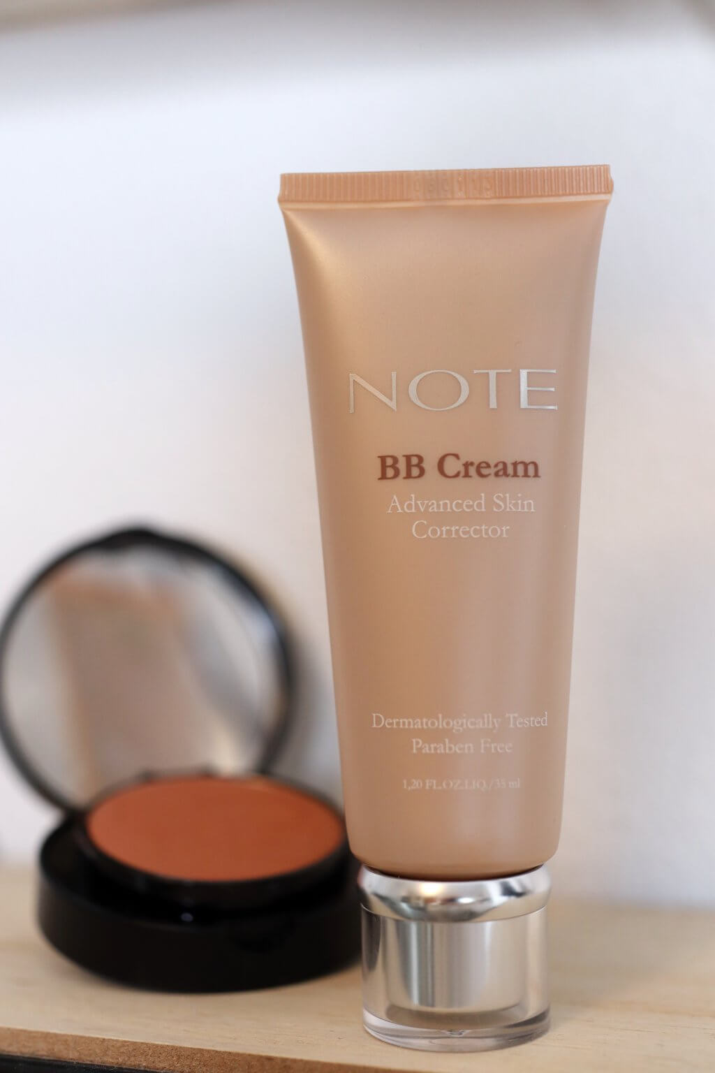 Easy makeup routine with Note Cosmetics in 4 steps - Actually Anna 2025